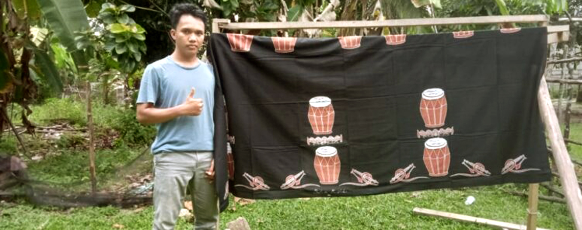 M.Azizzan Kampanyekan Batik Kuansing di Luar Negeri | Pemerintah ...