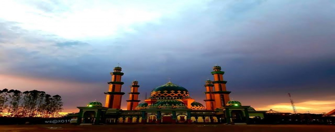 Pemkab Kuansing Alokasikan Rp1,3 Miliar untuk 90 Masjid dan Surau ...